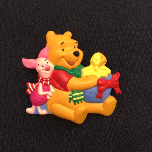 Disney | Jewelry | Vintage Winnie Pooh Piglet Pin | Poshmark